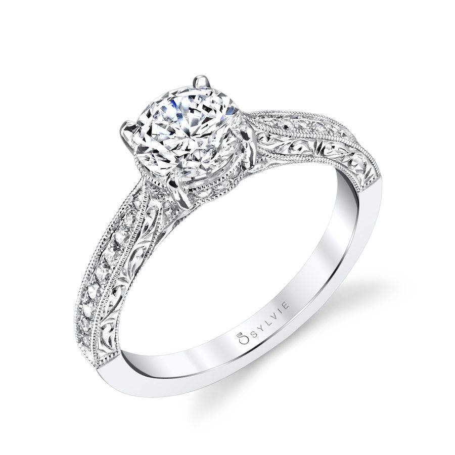 Choosing the Right Diamond Ring Cut | Engagement Ring Guide