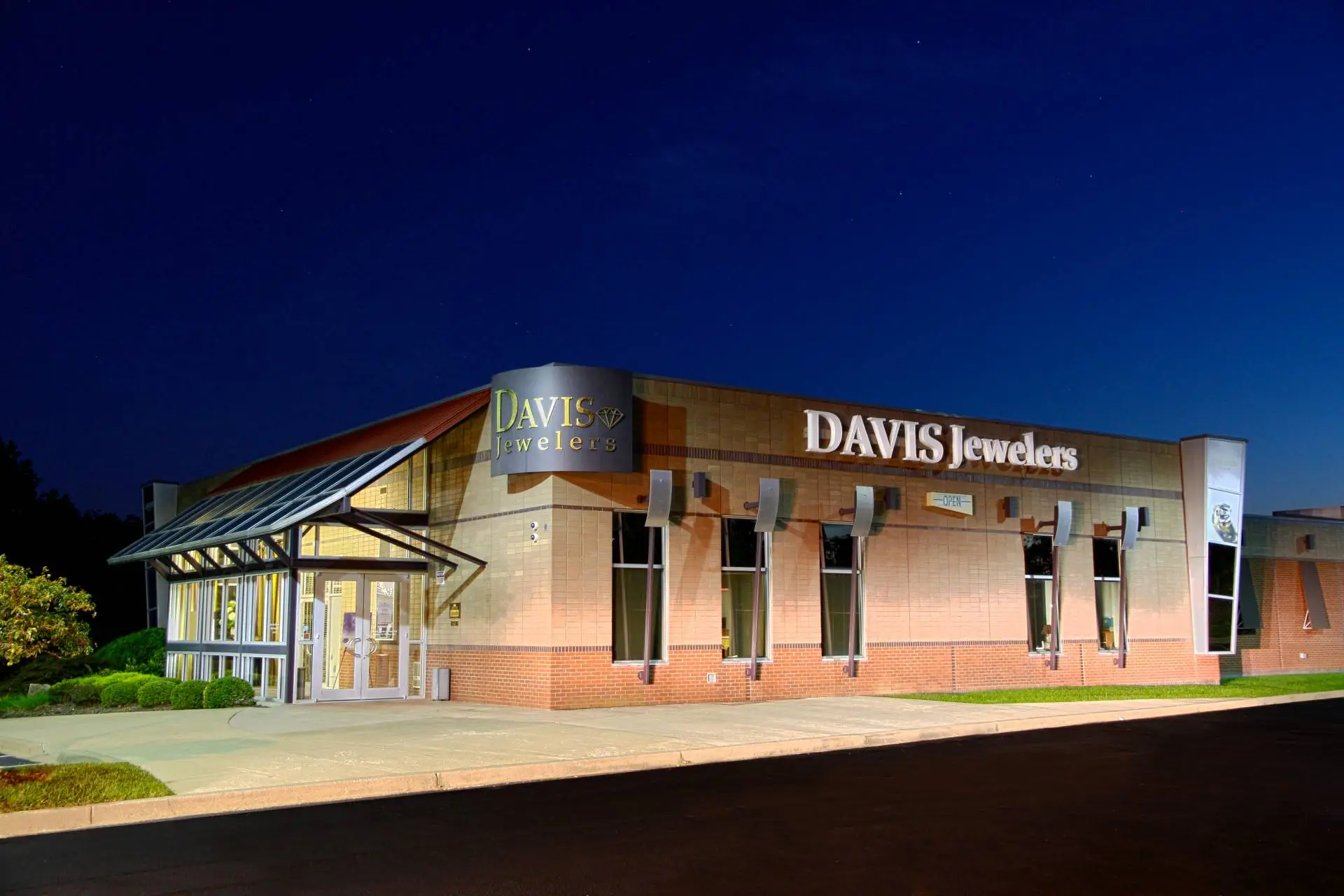 Davis Jewelers - Sylvie Jewelry
